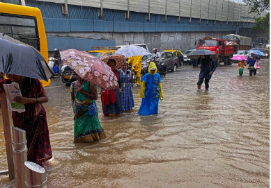 Mumbai Faces Waterlogging Amid Torrential Rain - Urban Acres