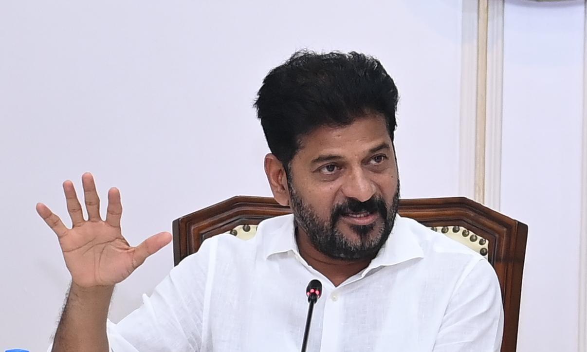 CM Revanth Reddy Orders Fast Tracking of Telangana Road Projects